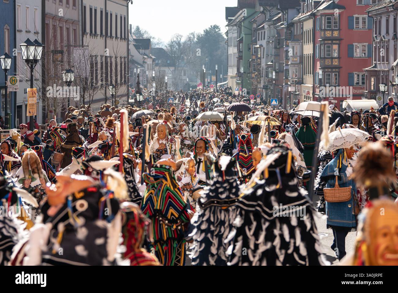 04 March 2025, Baden-Württemberg, Rottweil: Numerous jesters walk ...