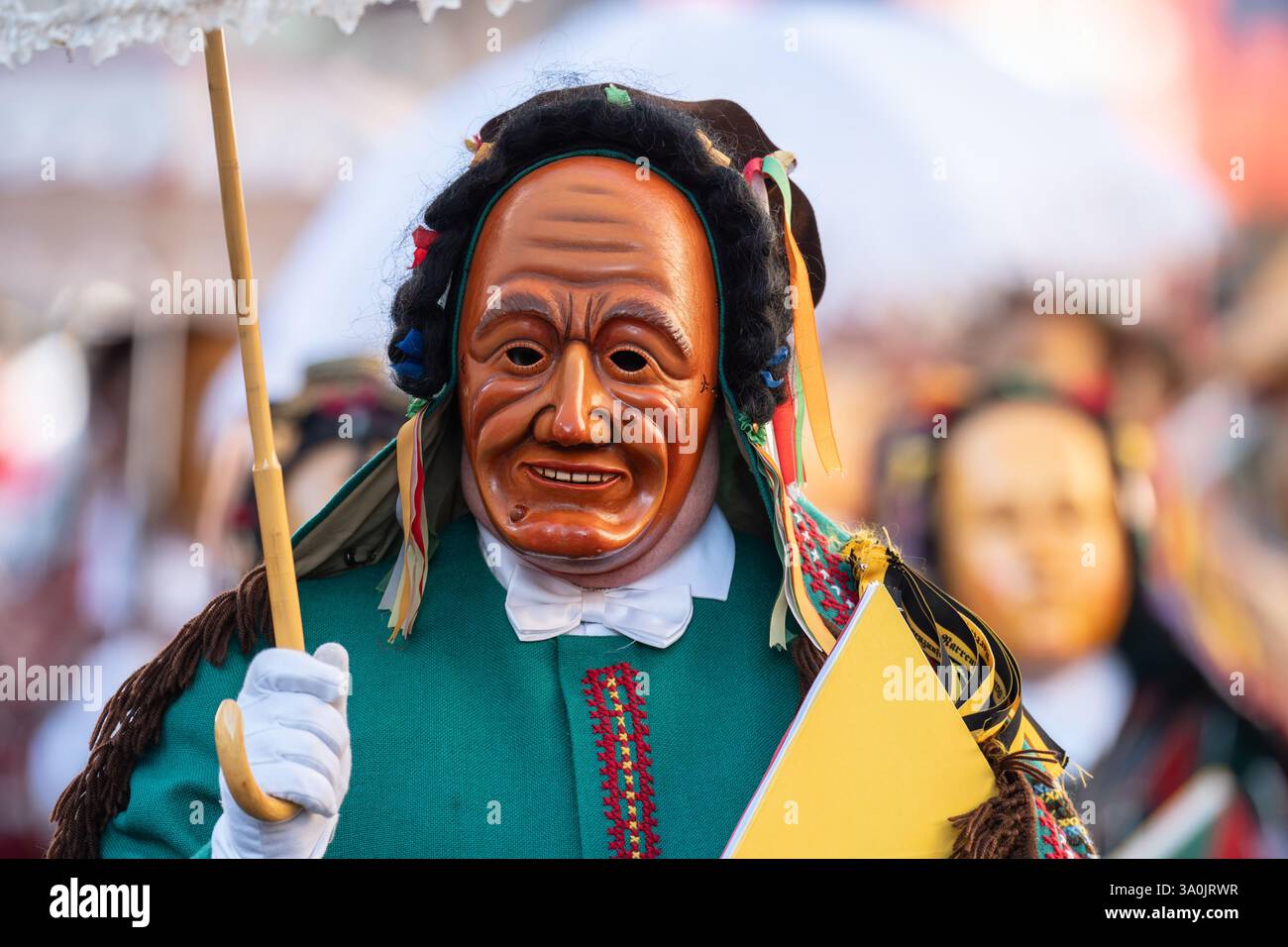 Rottweil, Germany. 04th Mar, 2025. A Schantle, a Rottweiler jester ...