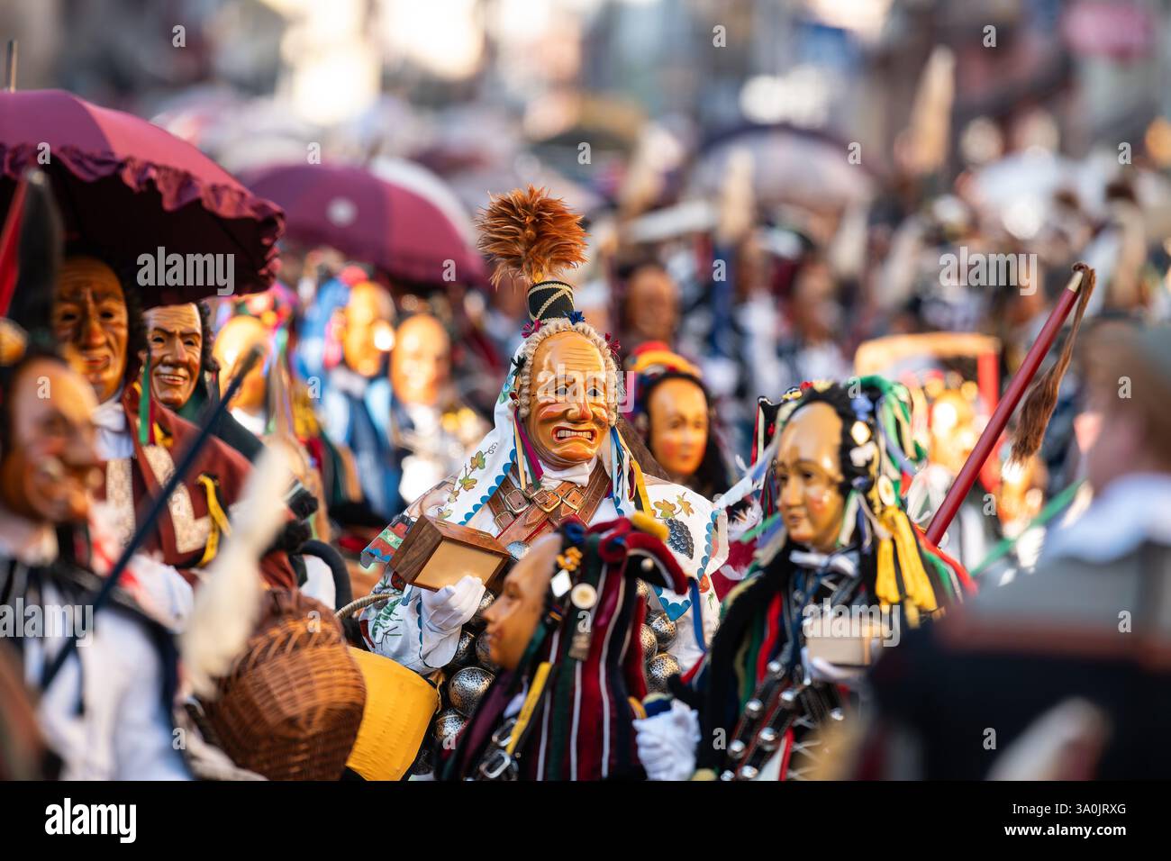 Rottweil, Germany. 04th Mar, 2025. Fools walk through the city center ...