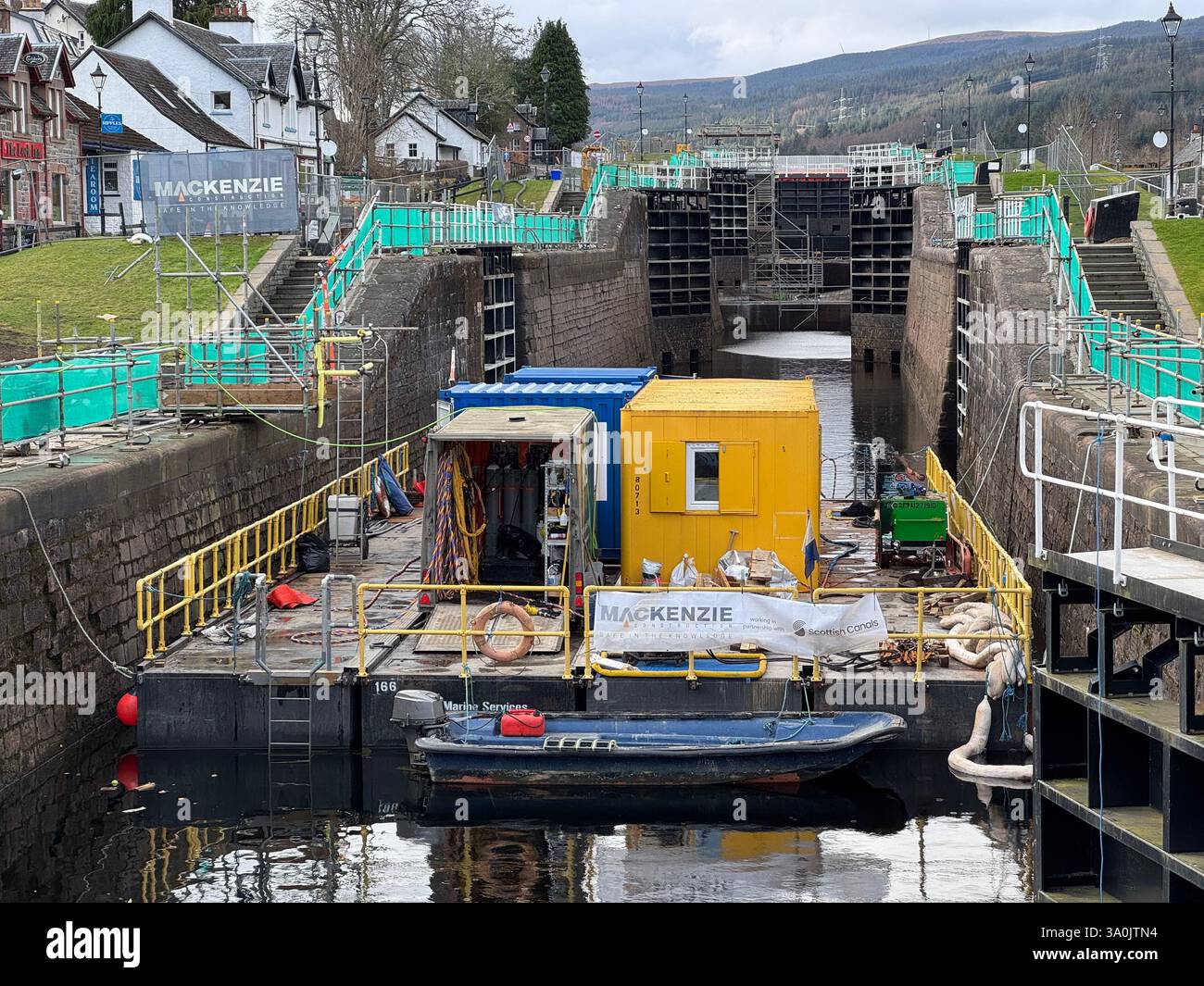 Work to upgrade the Fort Augustus lock flight gate cills Stock Photo ...