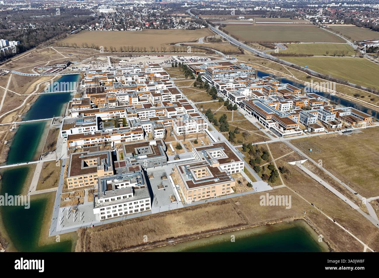 Luftbild Firmengelaende INFINEON Technologies AG. Kampeon,Campeon ...