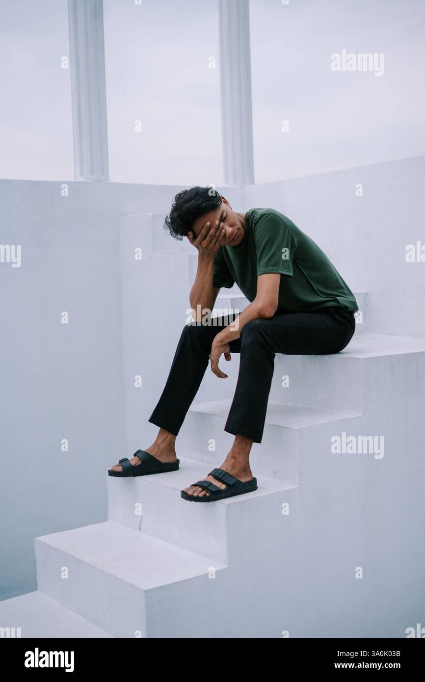 Model melancholy hi-res stock photography and images - Alamy