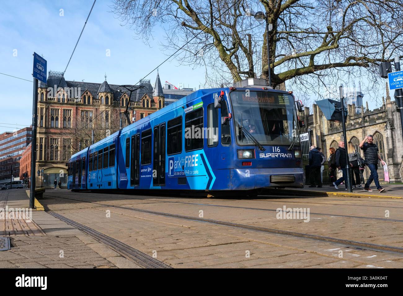 Sheffield Supertram departs from the Cathedral tram stop Stock Photo ...