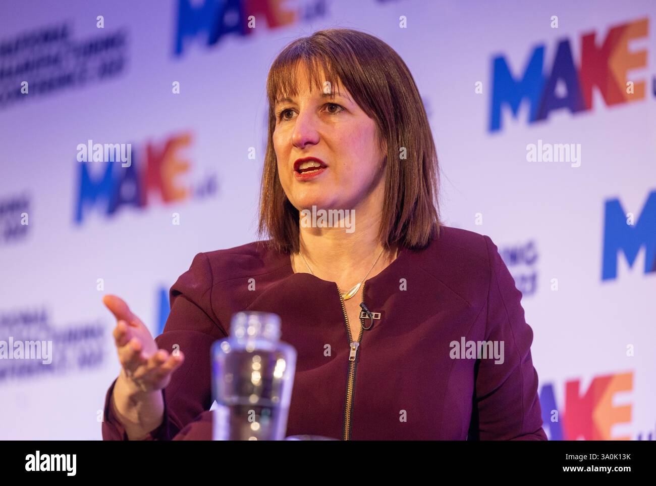 London, UK. 4th Mar, 2025. Chancellor Rachel Reeves delivers a speech ...
