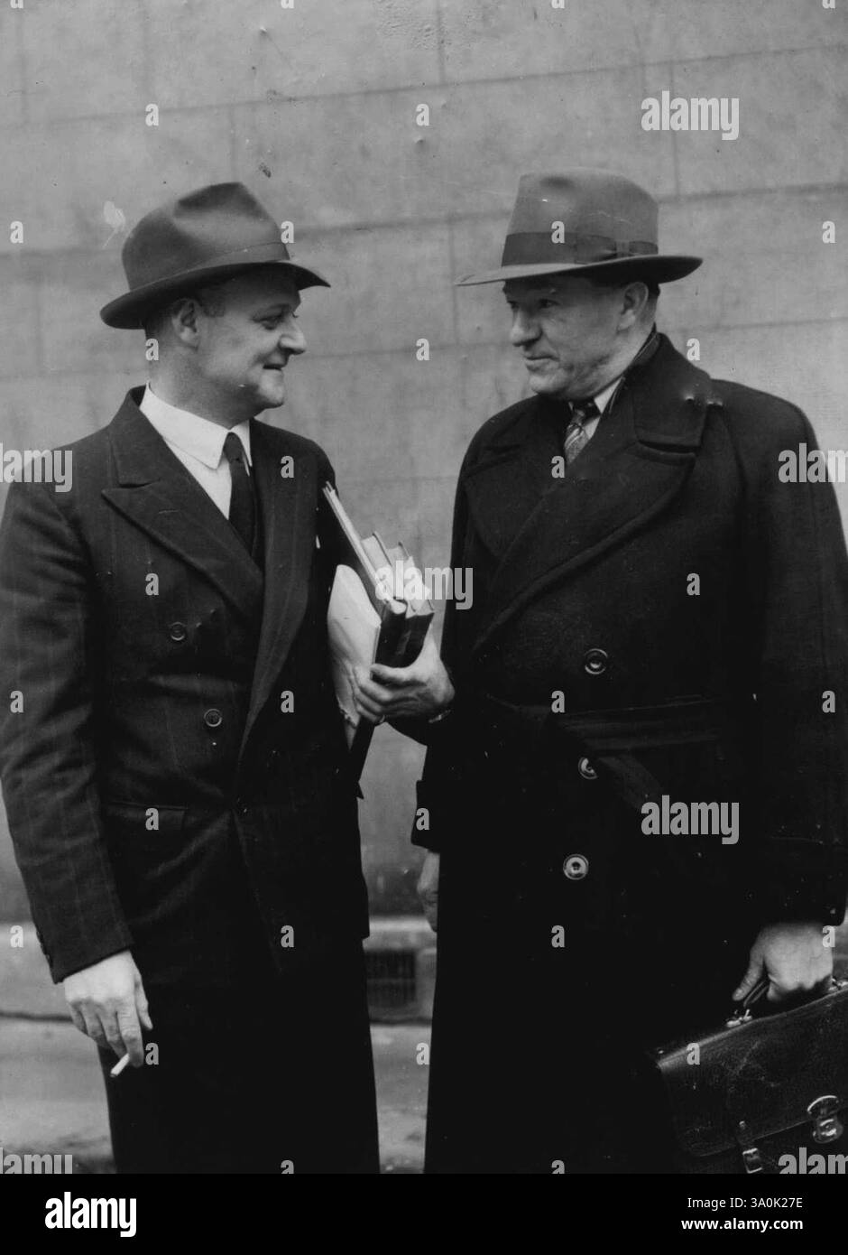 Mr barry hi-res stock photography and images - Alamy