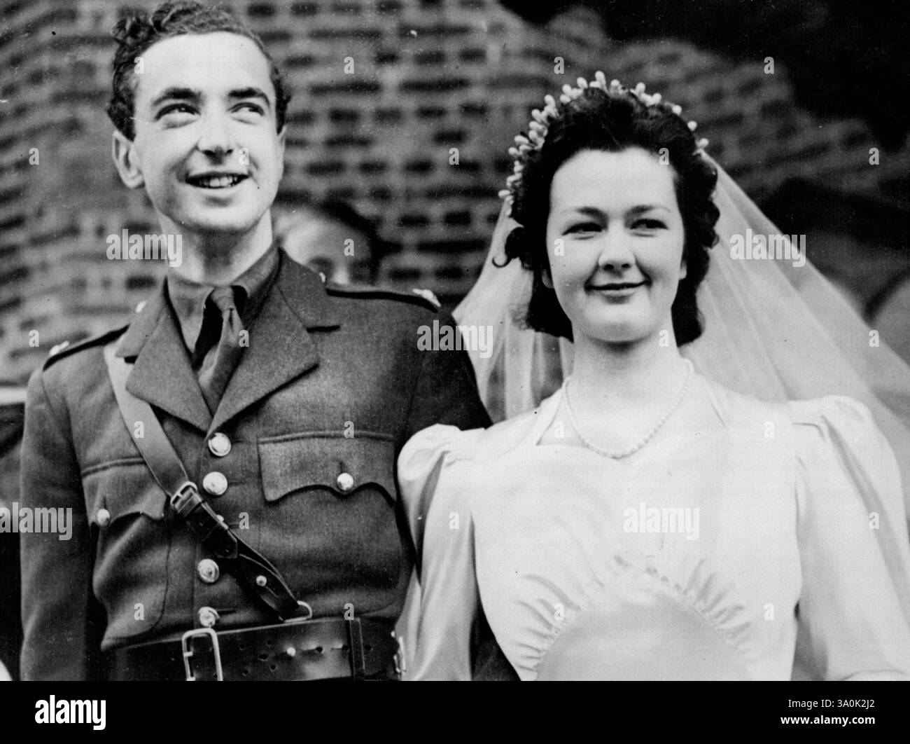 Eden's Brother-In-Law Weds -- Sir Martyn Beckett, a second Lieutenant ...