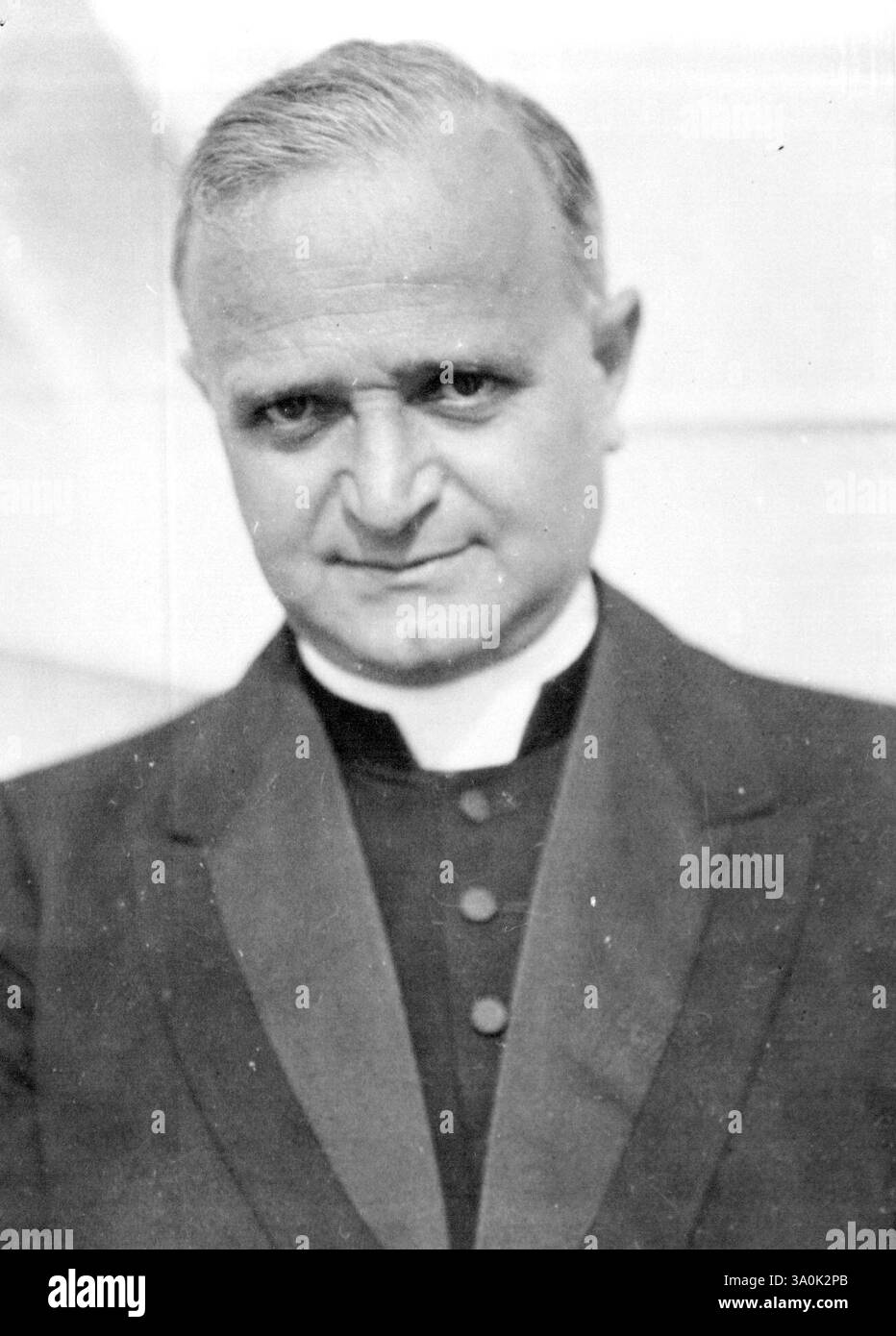 Archbishop bernardin hi-res stock photography and images - Alamy