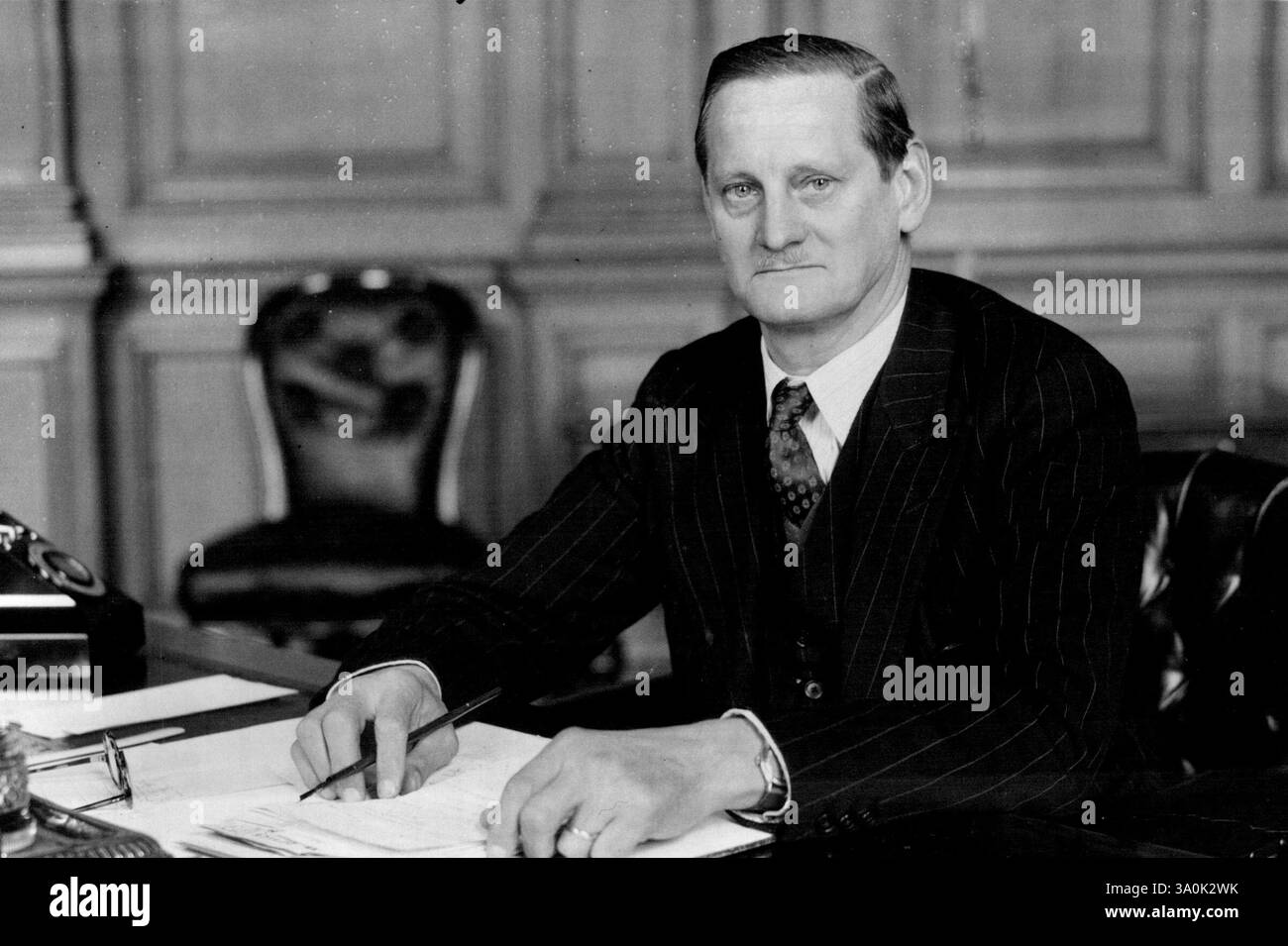 New War Office Appointments A new portrait of the Rt. Hon. F. J ...