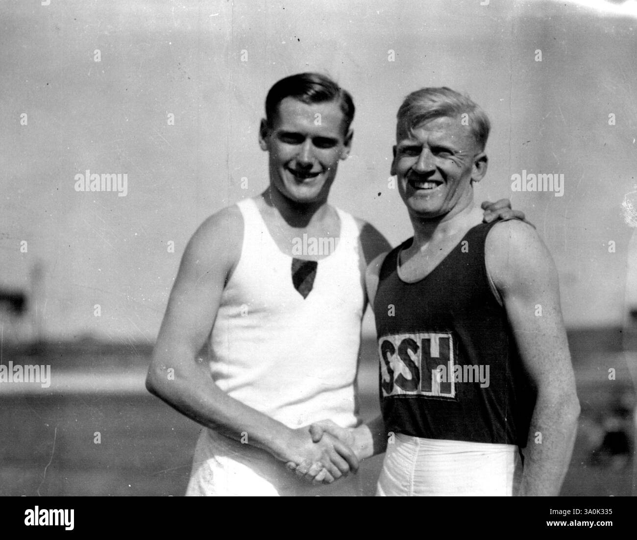 Broke Record - Gerald Backhouse (right) shaking hands with H. W. Hannah ...