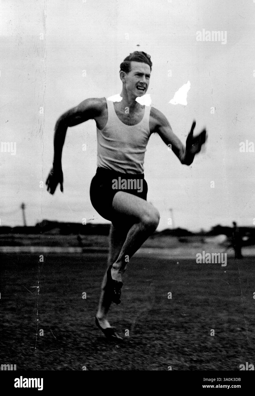 Action: Frank Banner Australias fastest profession sprinter,who will ...