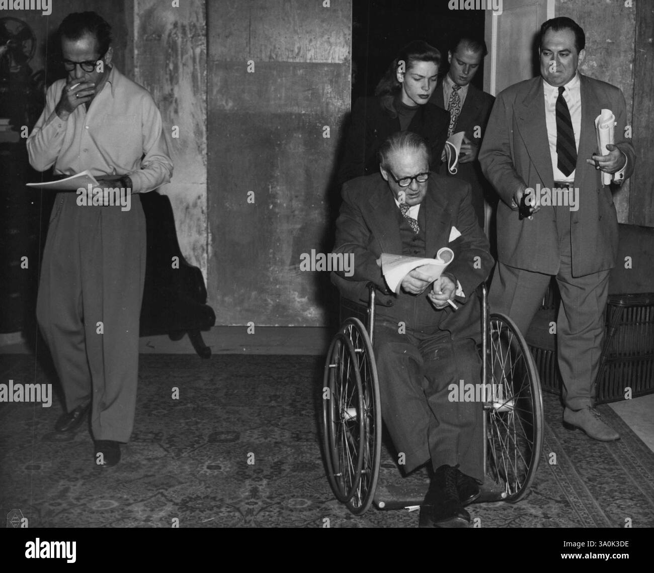 Following the precedent set by Director Bretaigne Windust and the cast ...