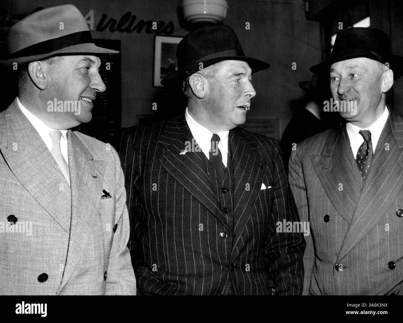 L-R: Capt.A. A. Barlow, Gen manager BCPA. Sir Leonard ISITT - Chairman ...