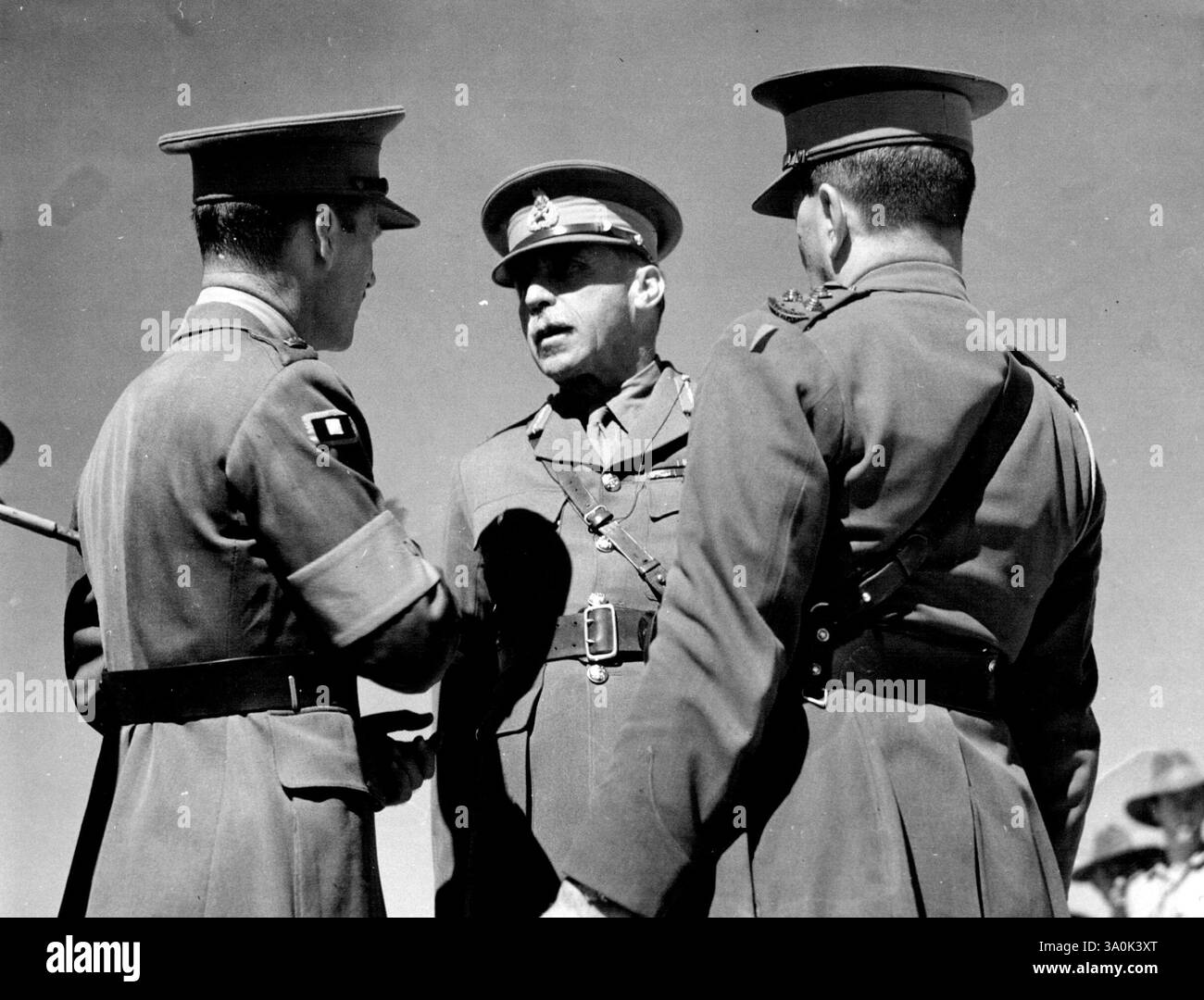 Lt. Gen. Barker, G. O. C. all British Troops in Palestine talking to ...