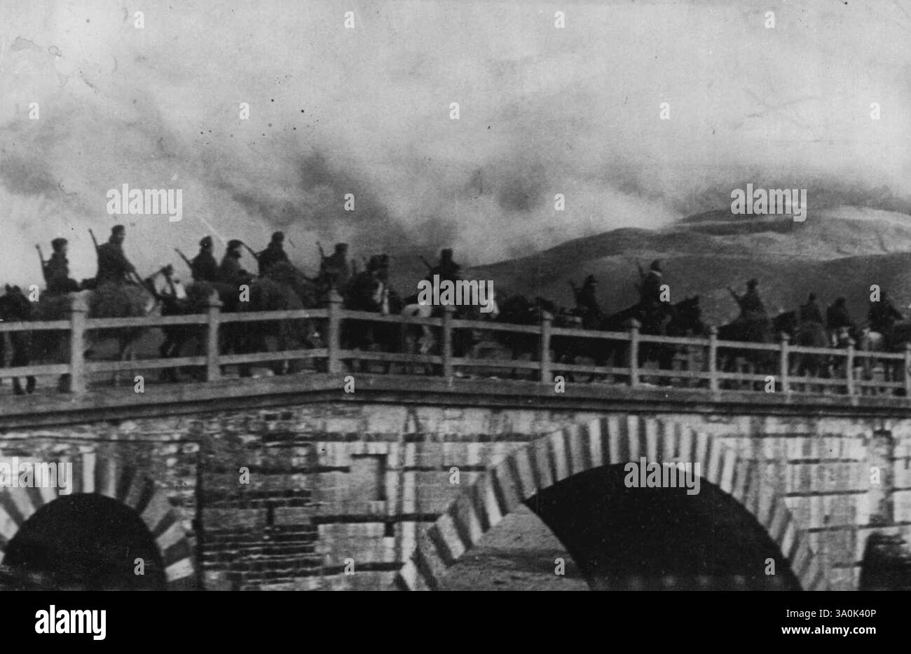 The ***** of Argyrocastro: First Pictures Greek Infantry passing ...