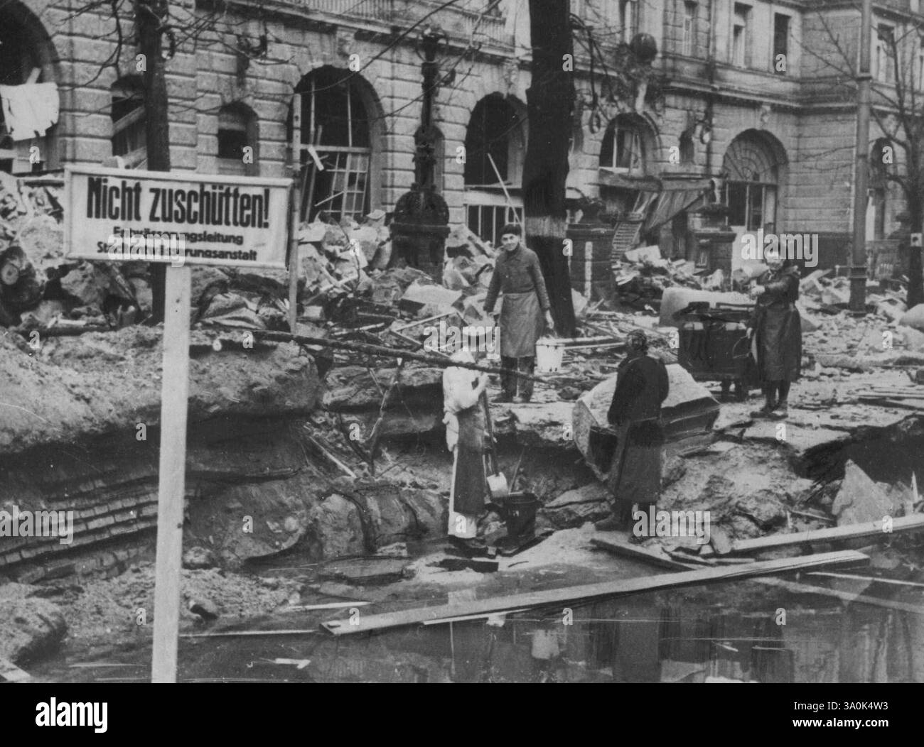 Berlin War File - Germany. March 21, 1945 Stock Photo - Alamy