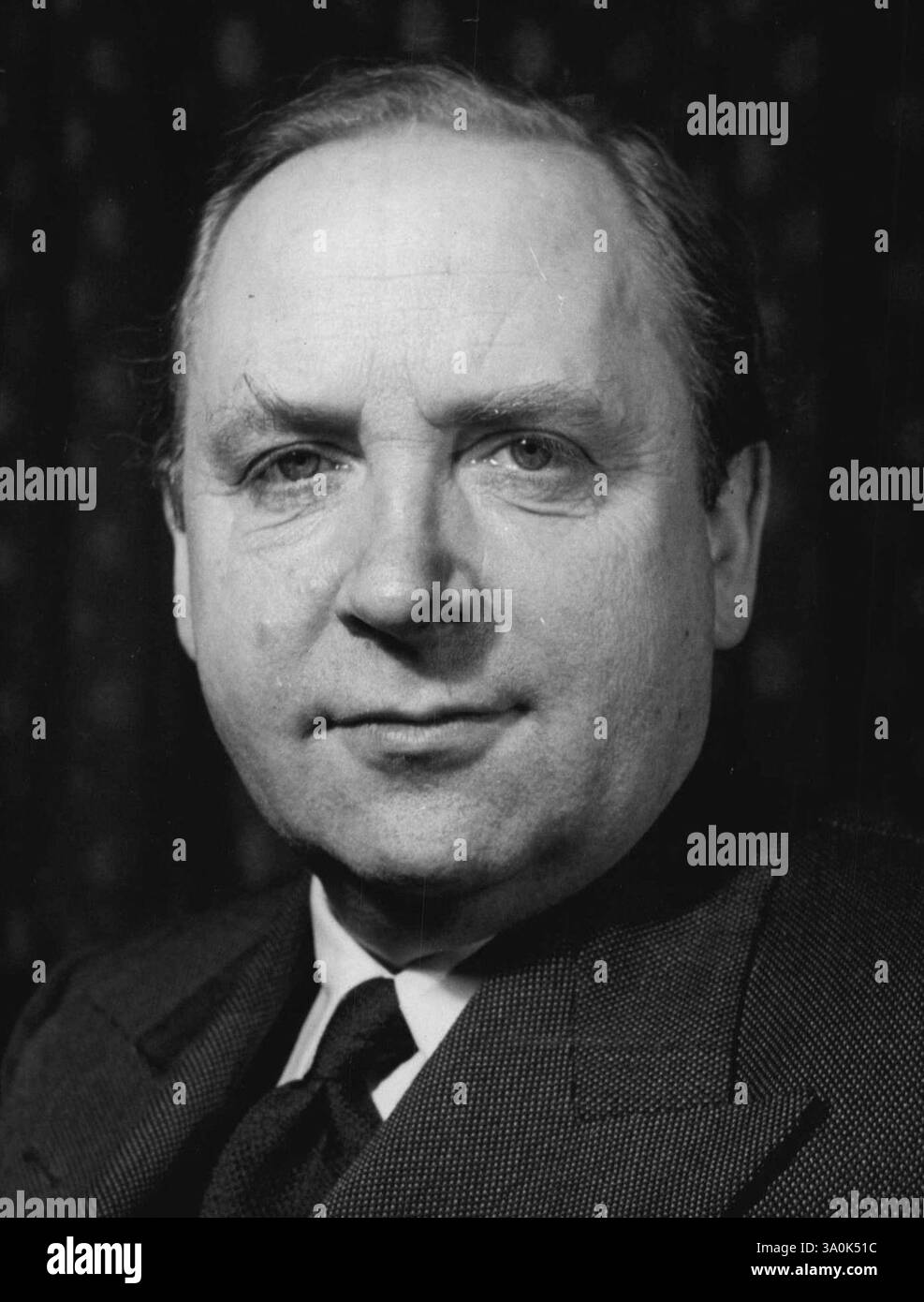 Sir gerald barry hi-res stock photography and images - Alamy