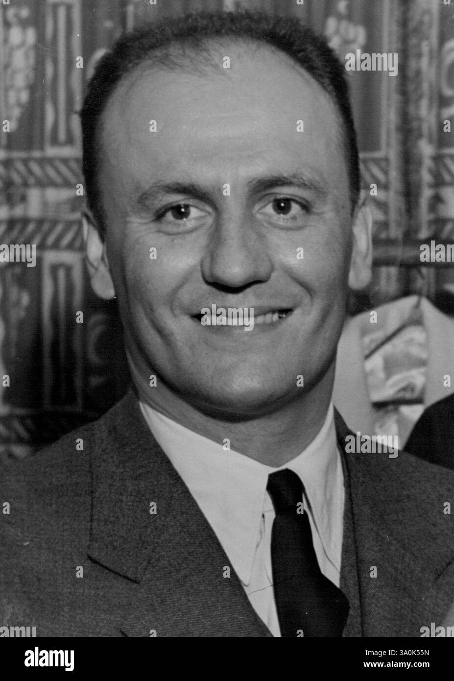 Couturier designing Black and White Stock Photos & Images - Alamy