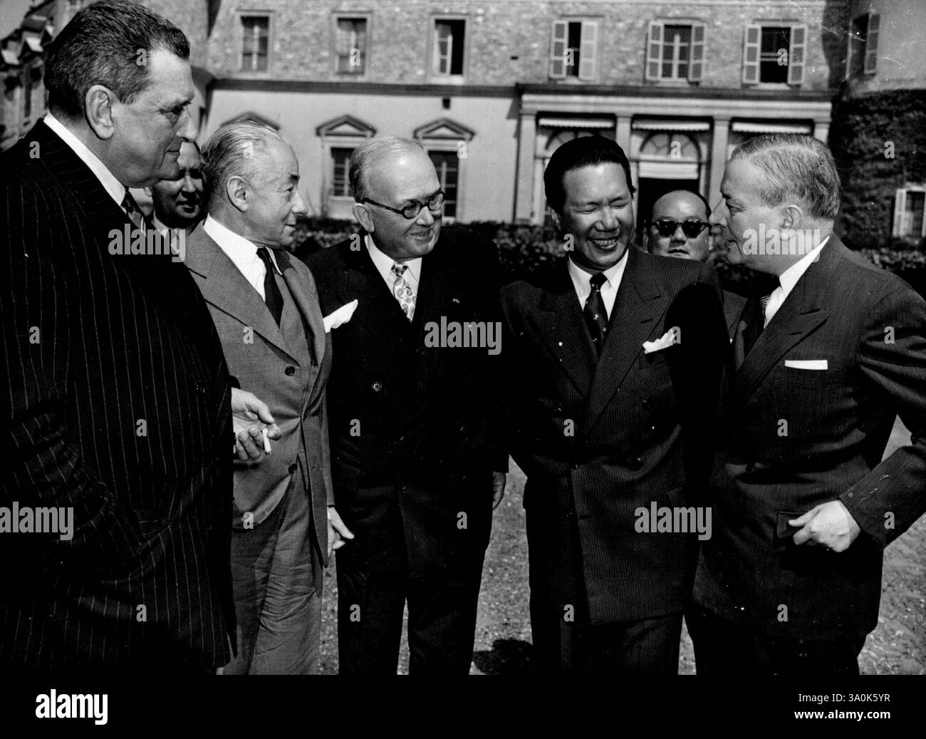 Vice president residence Black and White Stock Photos & Images - Alamy