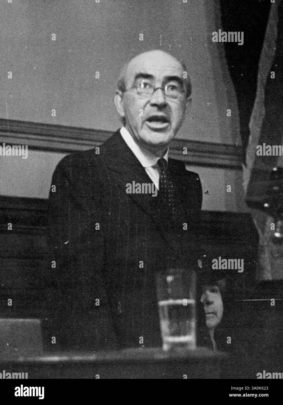 Ernest paul Black and White Stock Photos & Images - Alamy