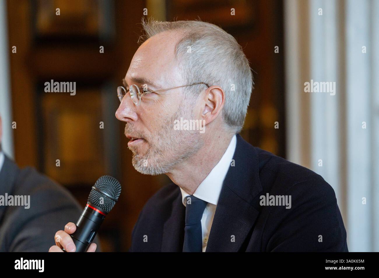 Dr. Bernd Ebert wird Generaldirektor der Staatlichen Kunstsammlungen ...