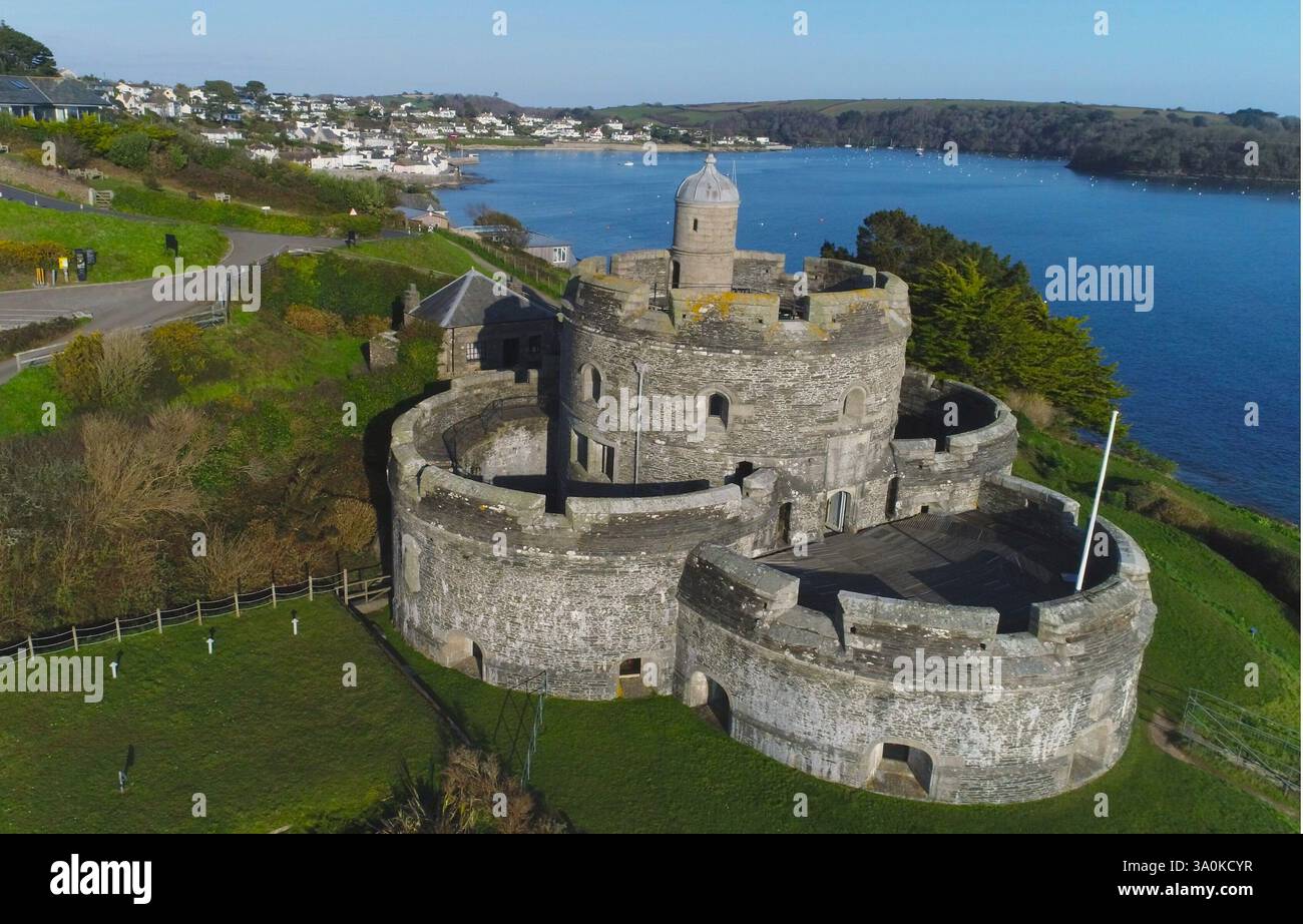 St Mawes castle Cornwall in Spring Stock Photo - Alamy