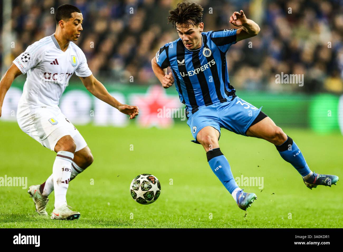 Brugge, Belgium. 04th Mar, 2025. Aston Villa's Youri Tielemans and Club ...