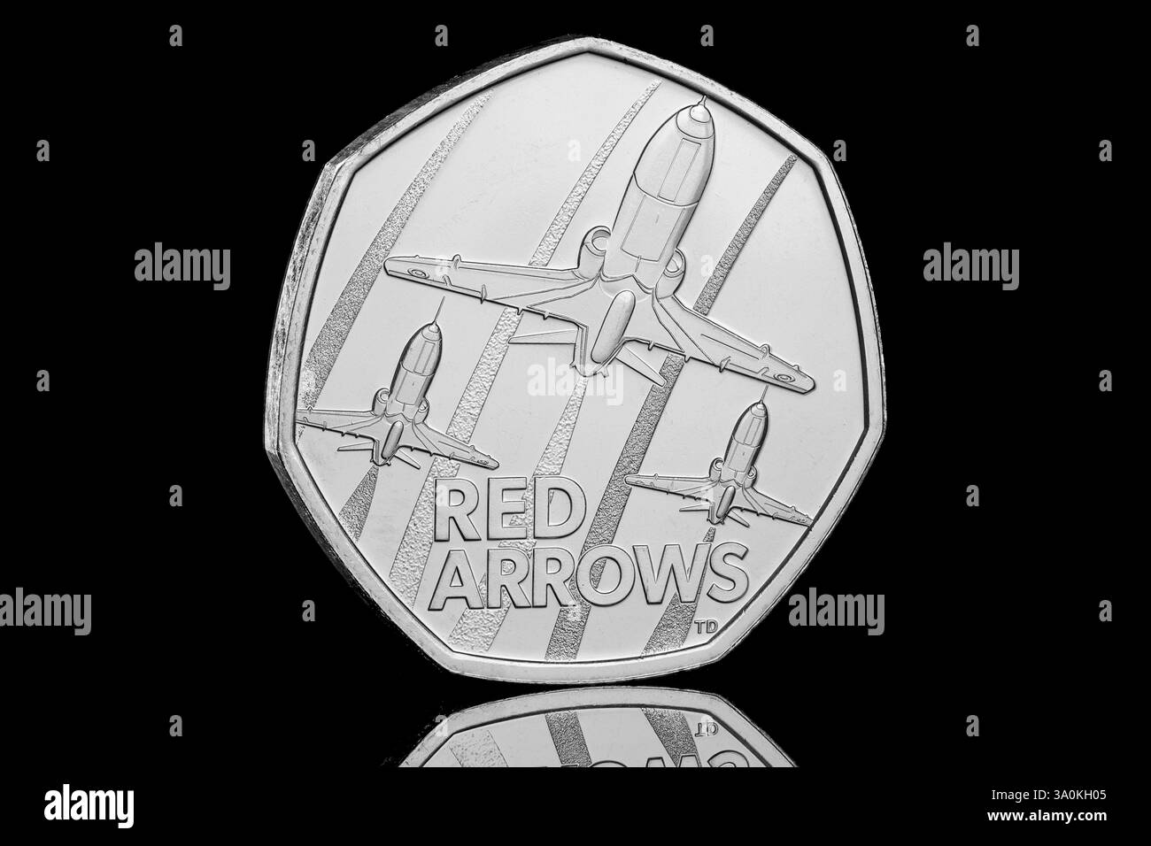 2025 red arrows coin hi-res stock photography and images - Alamy