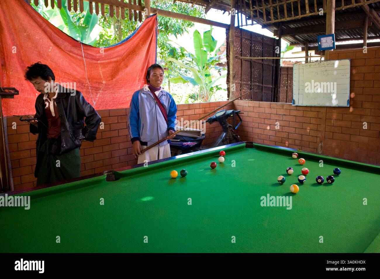 Myanmar, Inle lake, game of billiards Stock Photo - Alamy