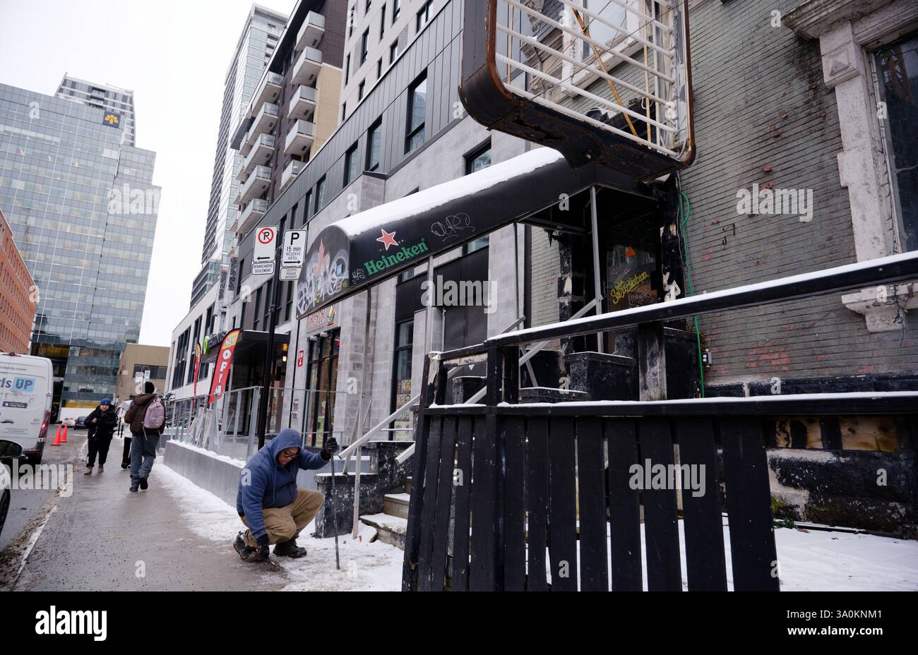 Restoring an old bar hi-res stock photography and images - Alamy