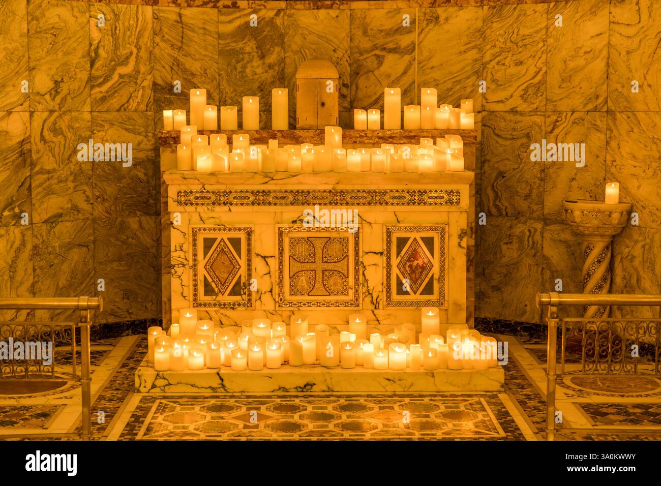 Fitzrovia Chapel, inside Stock Photo - Alamy