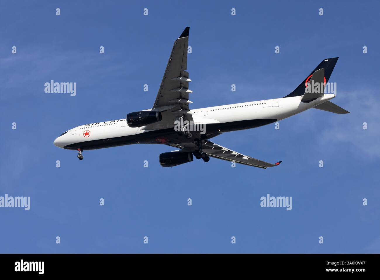 Air Canada Airbus A330 landing at Vancouver Canada Stock Photo - Alamy