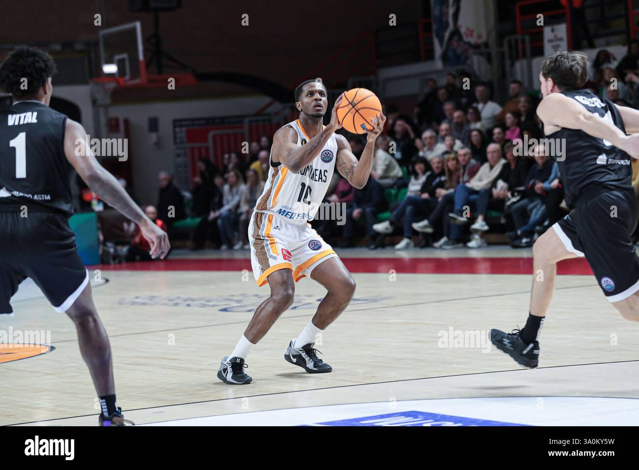 #10 Kenny Williams (Promitheas Patras BC Vikos Cola) during Bertram ...