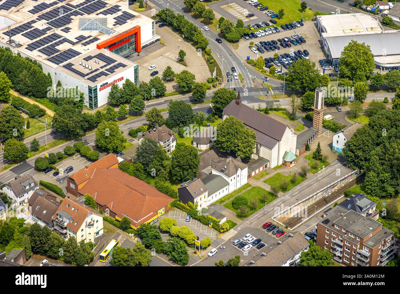 Aerial view, Küchen Bernskötter kitchen furniture store with solar roof ...