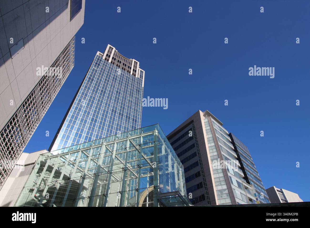 Building space station hi-res stock photography and images - Alamy