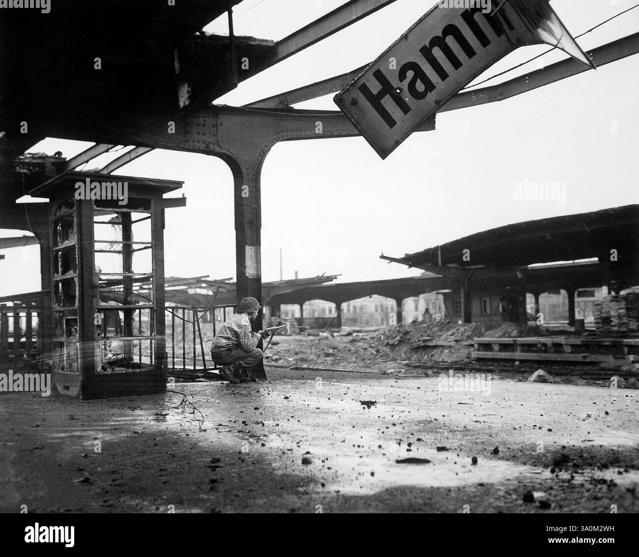Alert U.S. Private First Class Armand Rindone, Philadelphia ...