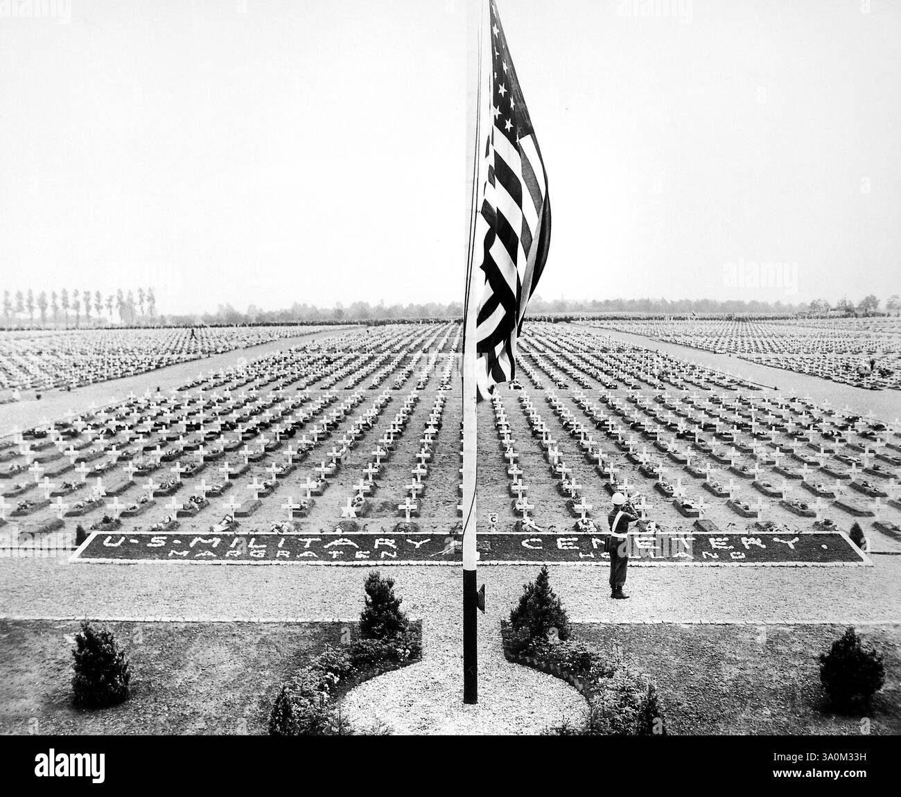 American bugler blowing taps at close of Memorial Day service at ...