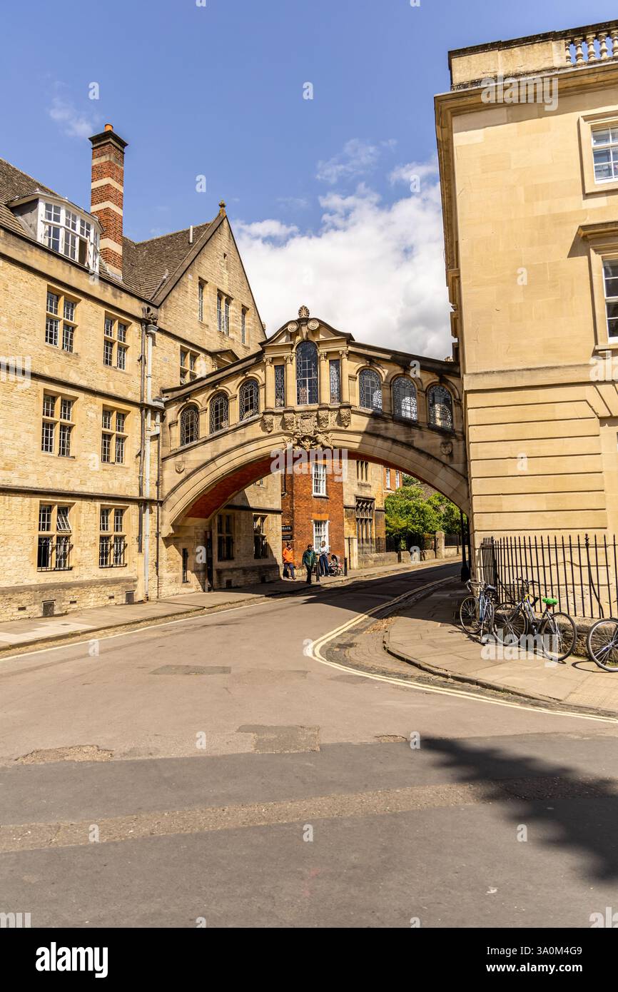 Oxford , UK - June 5, 2024: The Bridge of Sighs or Hertford Bridge is ...