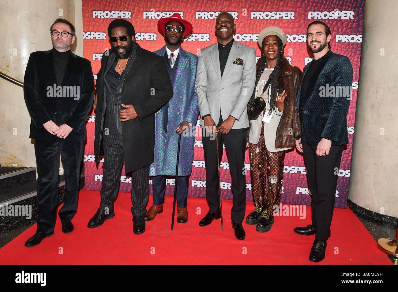 Paris, France. 04th Mar, 2025. (L to R) Film director Yohann Gloaguen ...