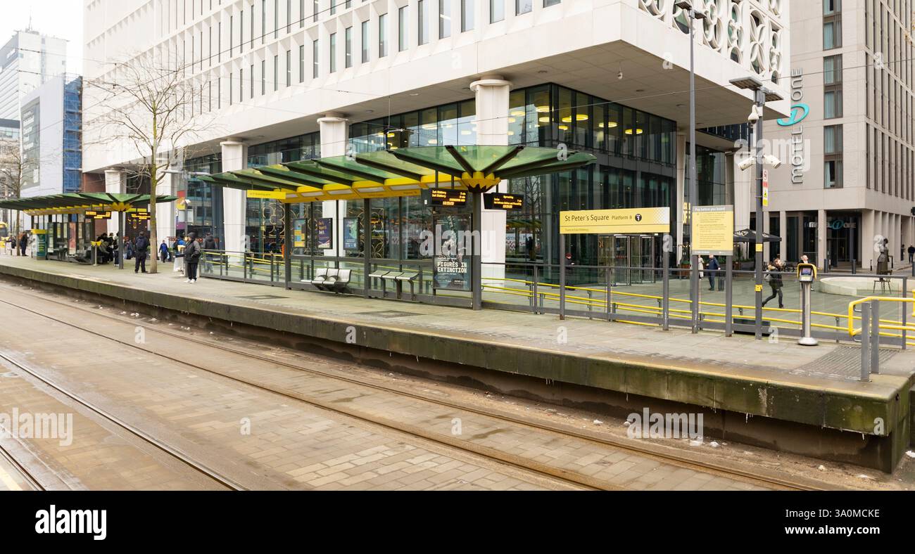 Manchester, uk, January 19th 2025 metrolink Tram Platform Saint Peter's ...