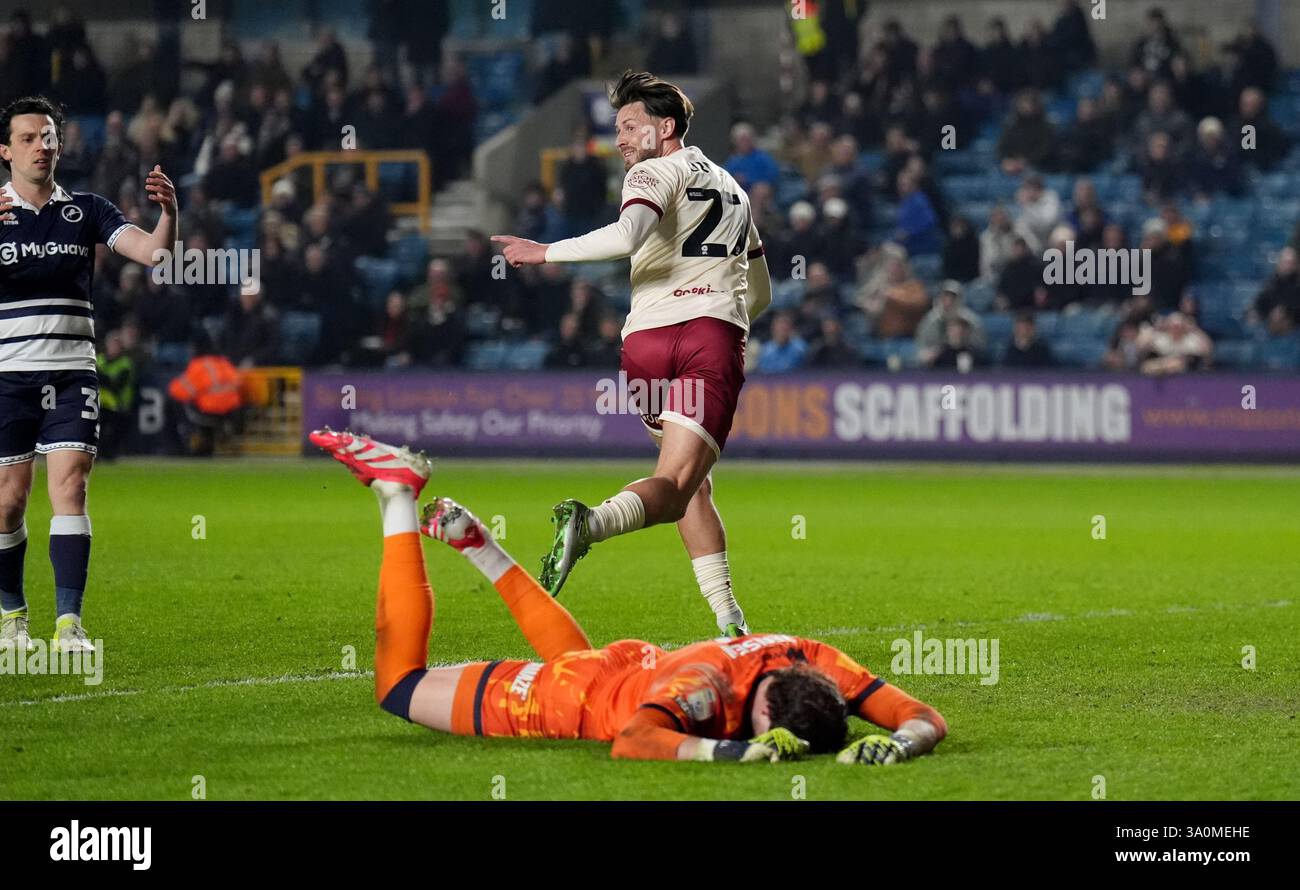 Bristol City's Harry Cornick celebrates scoring their side's second ...