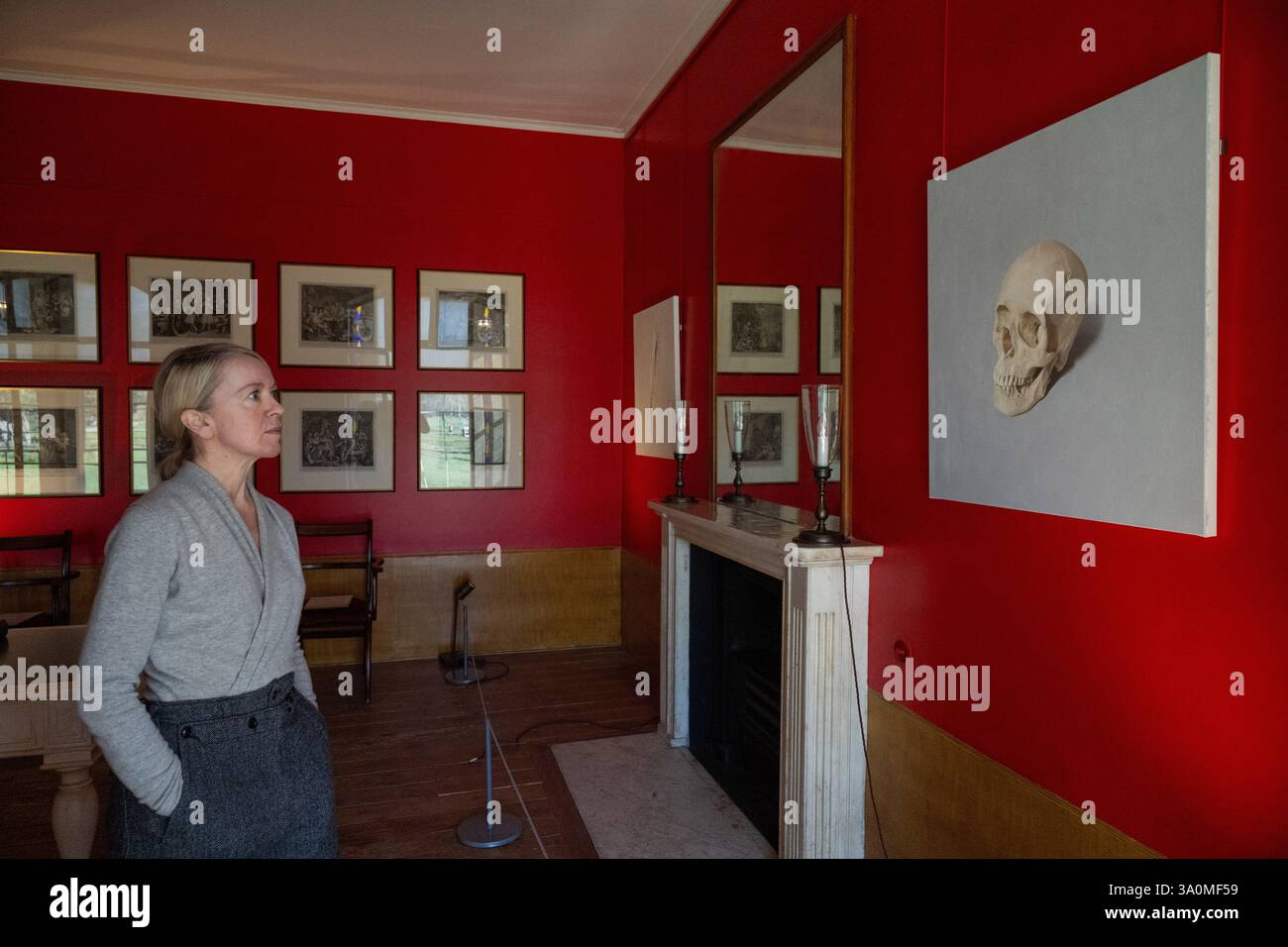 04/03/2025. London, UK Scottish artist Alison Watt poses with her ...
