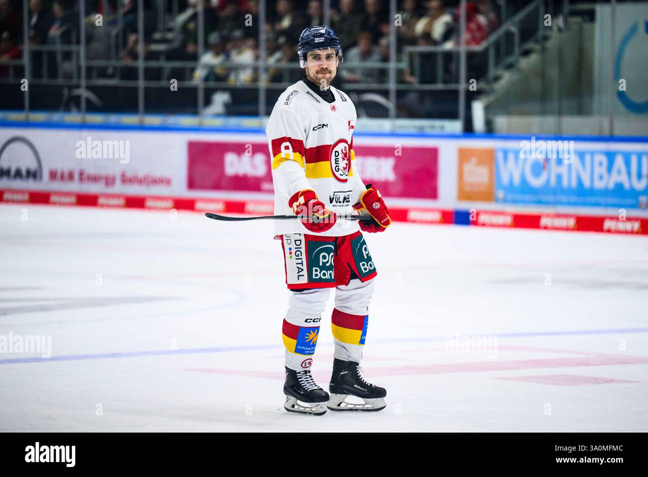 Augsburg, Germany. 04th Mar, 2025. Ice hockey: DEL, Augsburger Panther ...