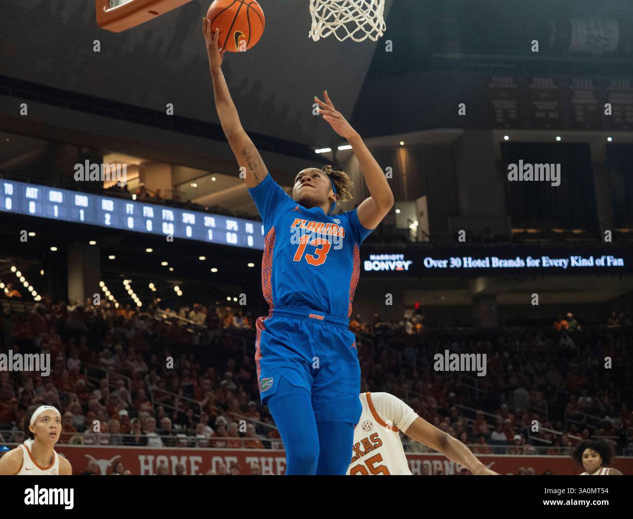 Florida guard Laila Reynolds plays during the first half of an NCAA ...