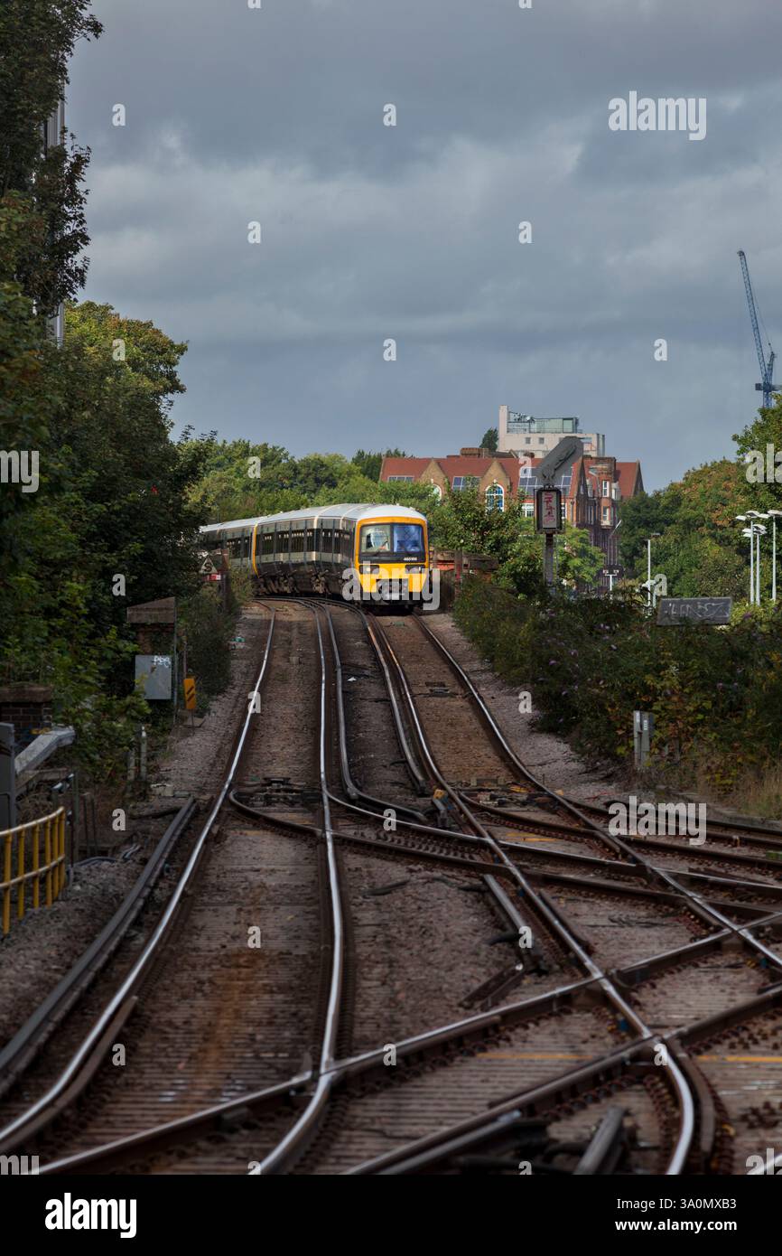 South Eastern Railway class 465 electric commuter train passing the ...