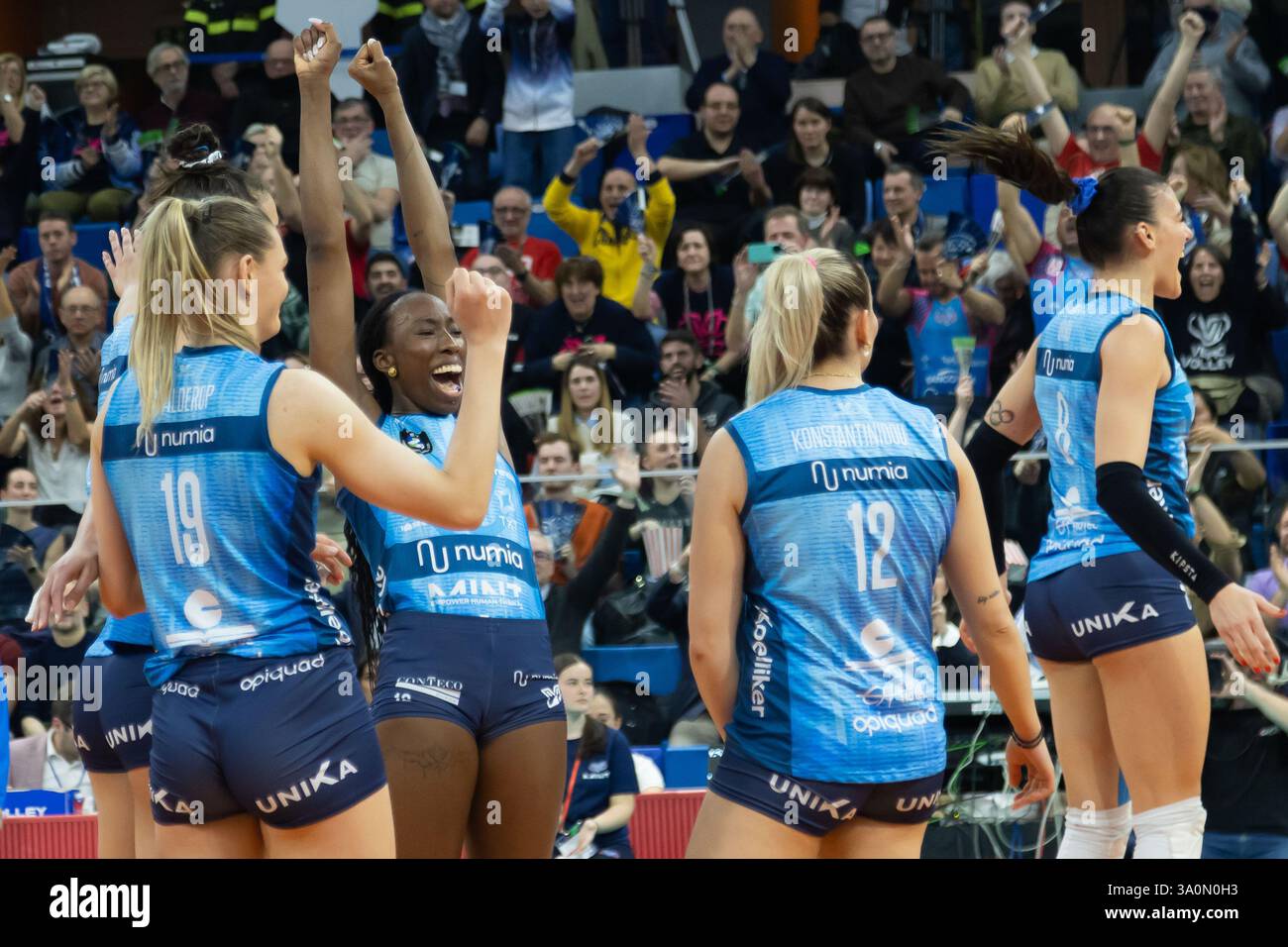 Milan, Italy. 04th Mar, 2025. Players of Numia VeroVolley Milano ...