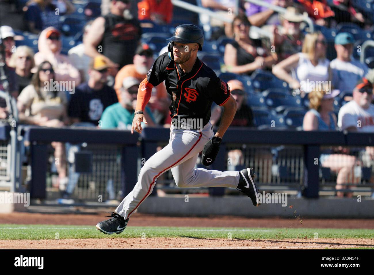 San Francisco Giants' Grant McCray rounds third base on his way to ...