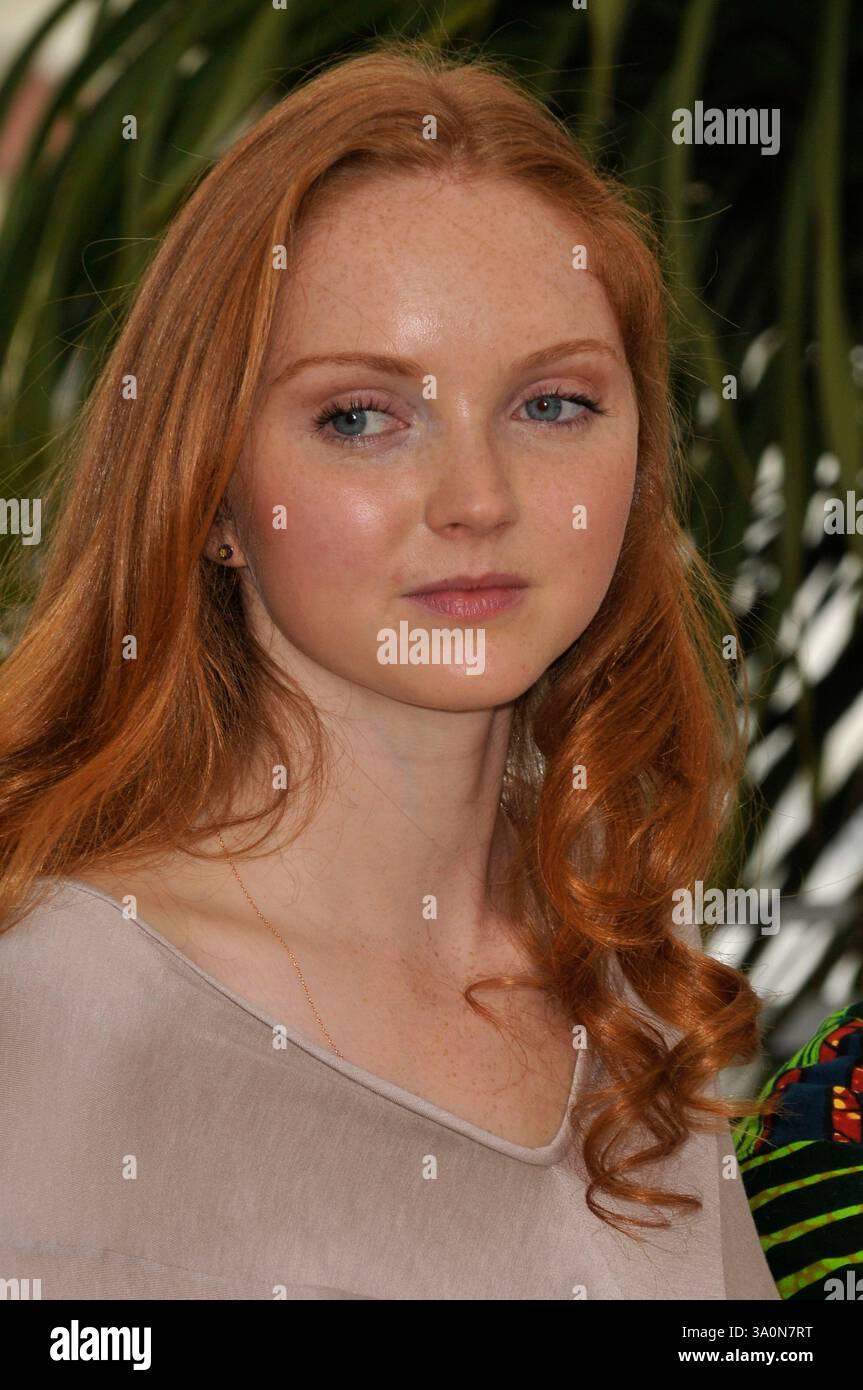 LILY COLE.attends the 'The Imaginarium Of Doctor Parnassus' photocall ...