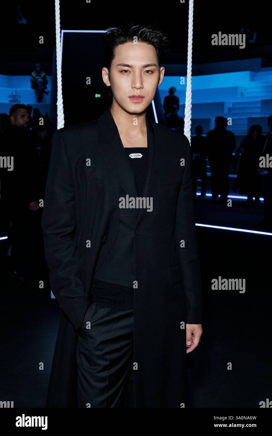 Paris, Frankreich. 04th Mar, 2025. Mingyu attends CHRISTIAN DIOR Autumn-Winter 2025 runway ...