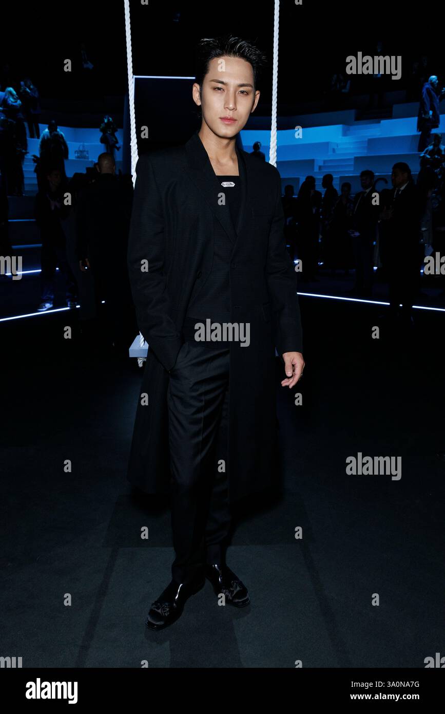 Paris, Frankreich. 04th Mar, 2025. Mingyu attends CHRISTIAN DIOR Autumn-Winter 2025 runway ...