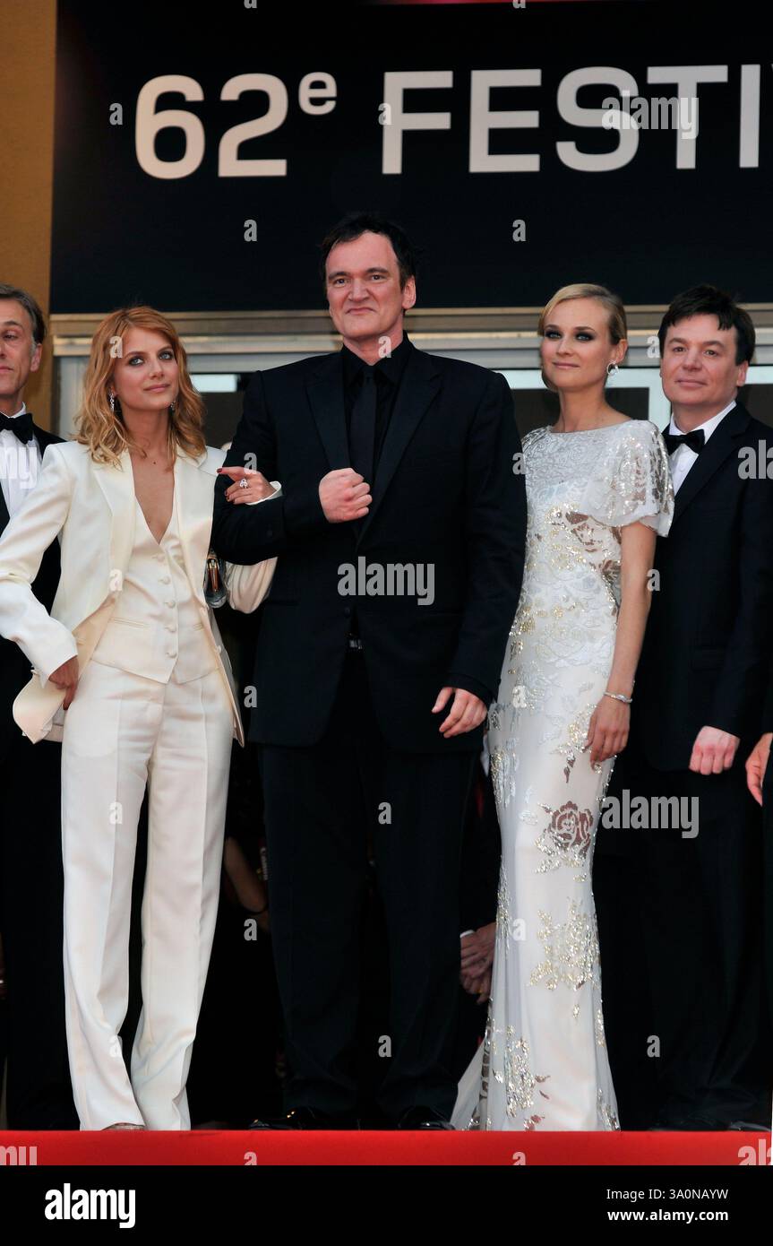 MELANIE LAURENT, QUNETIN TARANTINO, DIANE KRUGER & MIKE MEYERS.The ...